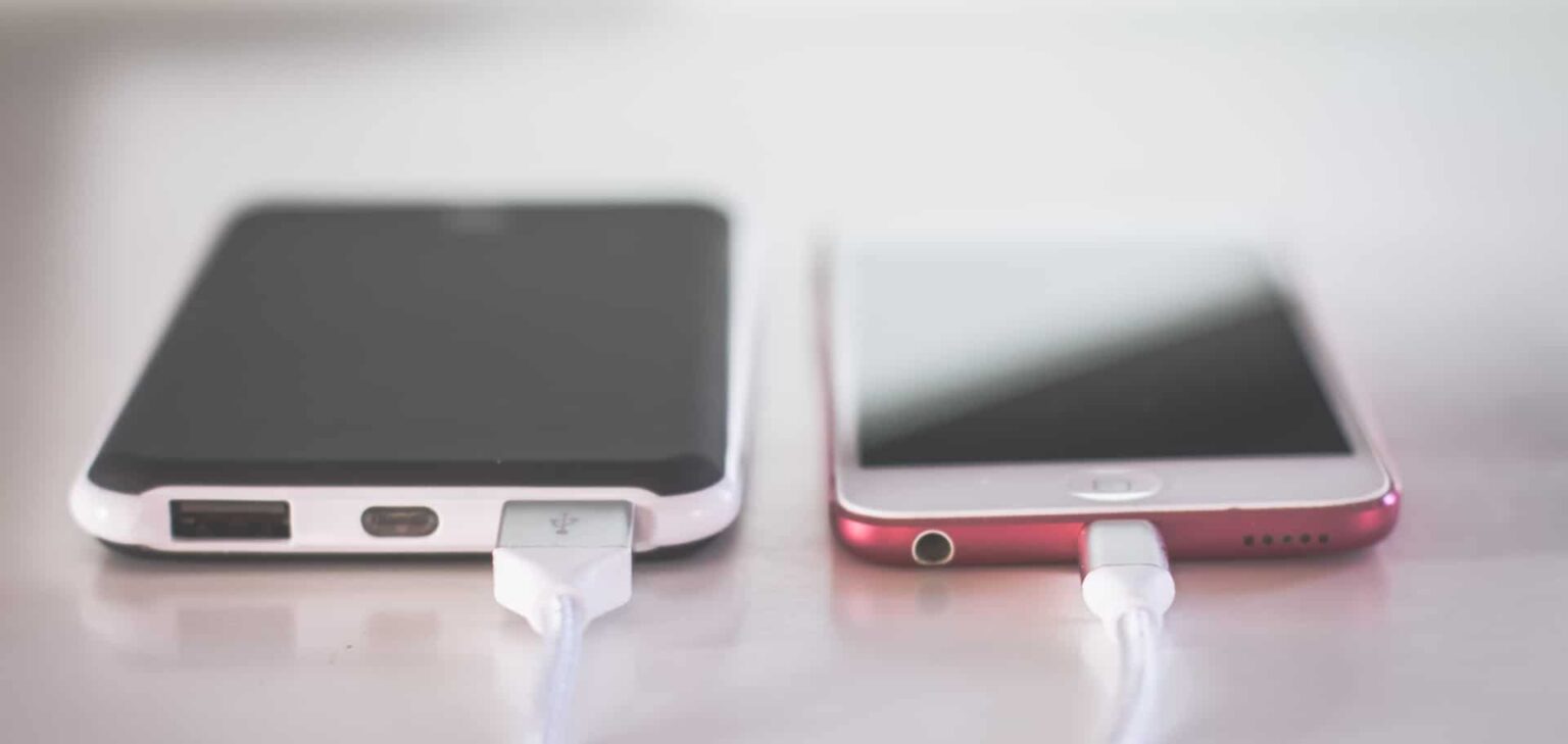 Why Your Phone Isn't Charging and How to Fix It | The Whiz Cells